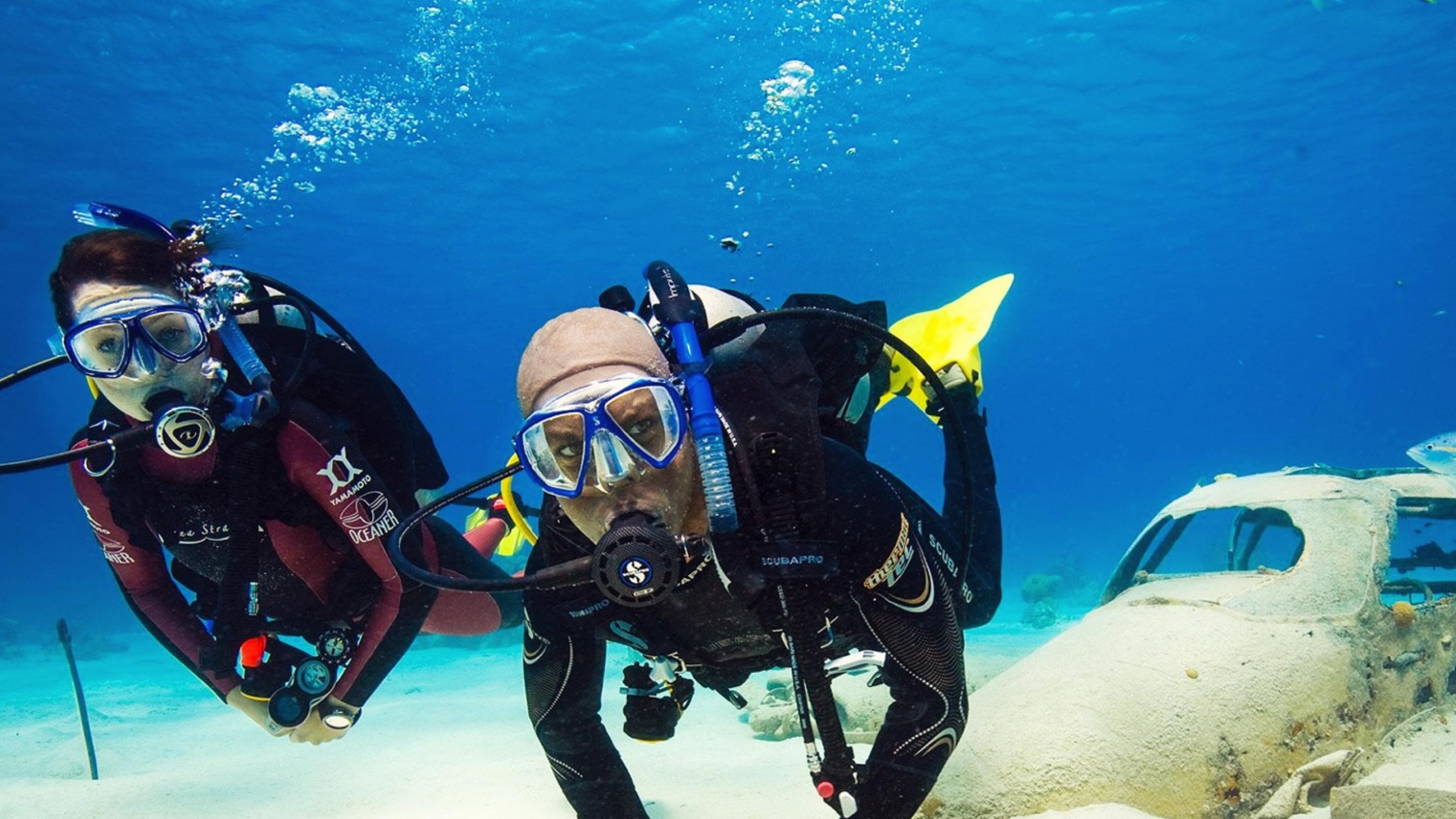 PADI Discover Scuba Diving. Bautismo de buceo avanzado, 1/2 Día - Nerja ...
